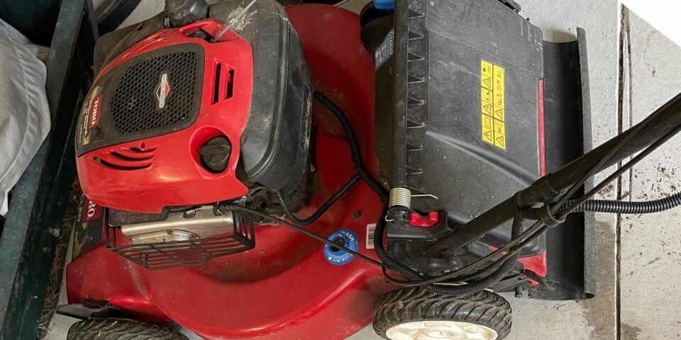 12 Reasons a Push Mower Runs Rough and Sputters: FIXED! - Powered Outdoors